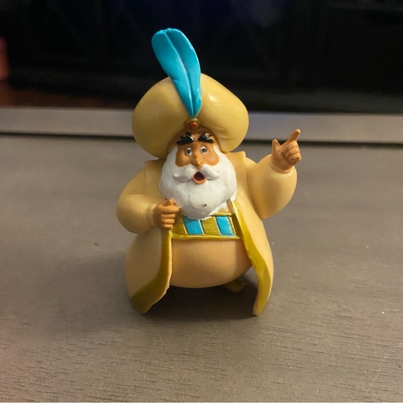 Toys | Disney Aladdin Movie Sultan Pvc Action Figure Cake Topper | Poshmark